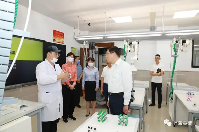 Gao Yun went to these schools today to investigate the preparations for ...