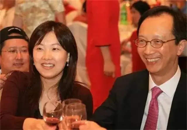 Fu Mingxia, the diving queen who married into a wealthy family, is the ...