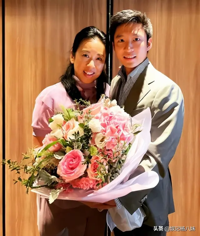 Yesterday was Mother's Day, and many people posted surprises for their ...