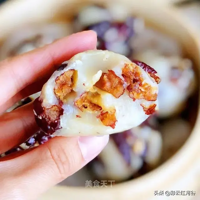 Author of the picture and text of Milky Red Date Rice Cake | Gourmet ...