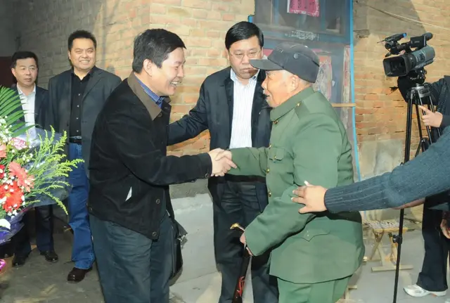 In 2001, Henan veteran Li Wenxiang accidentally met provincial leader ...