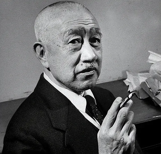 But everything was of no use. In June 1938, Long Muhan was executed in ...