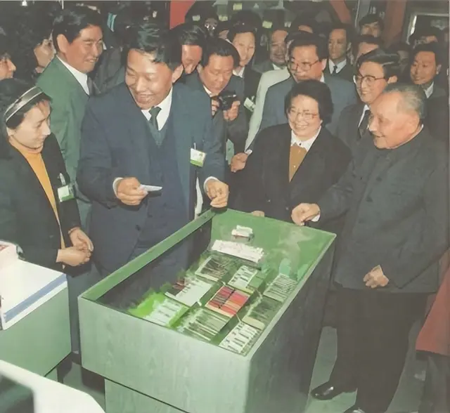 Although Ma Guining has been working in a department store for many ...