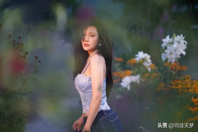 #香港影Memoirs#Yuan Yawei is a female singer that I like very much. My ...