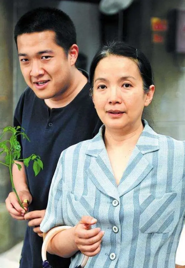 Lu Liping is a well -known acting actress. She has been popular for more than 30 years. She has ...