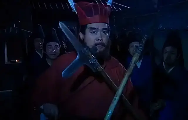 Then, the Central Constable Zhang Rang walked to He Jin and asked with ...