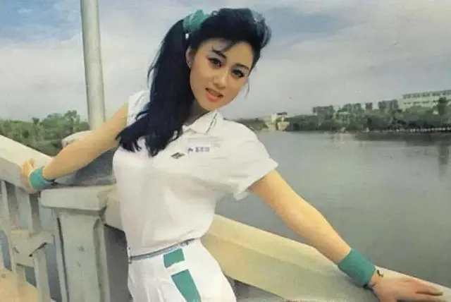 Text/Jingmu (original) Foreword: The sexy goddess Li Zhi, with white skin, beauty, and a curvy ...