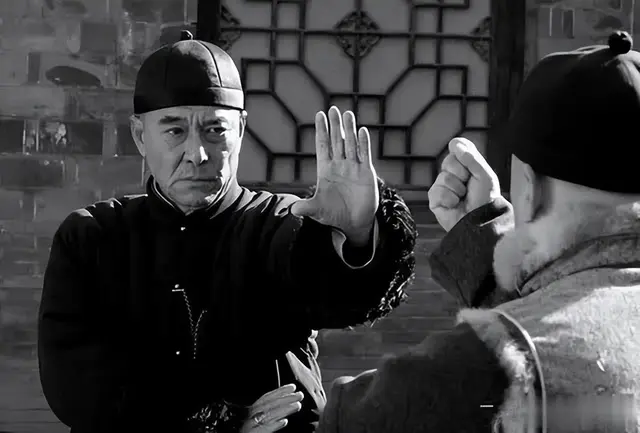 In people's eyes, the ability to fly over walls and fly over walls ...