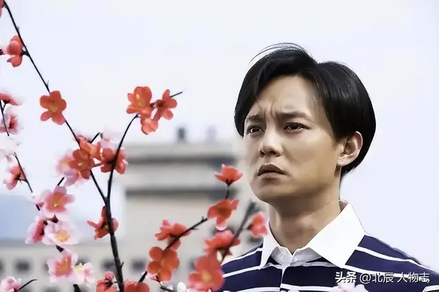 As soon as the prelude to Teacher Fei Yuqing's "One Cut Plum" started ...