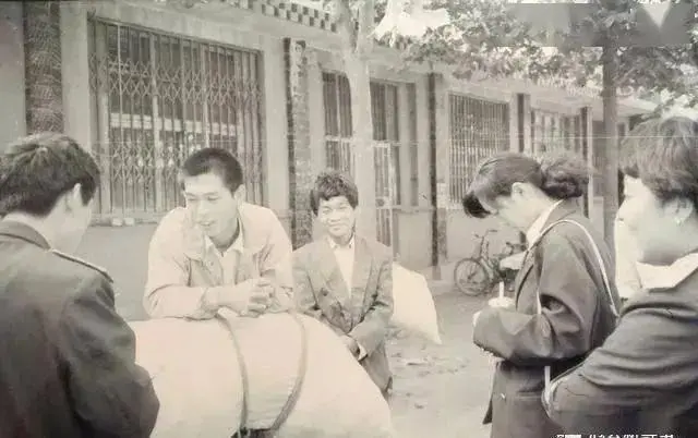In the winter of 1990, I returned to Jiutai from my hometown in Yanshan ...