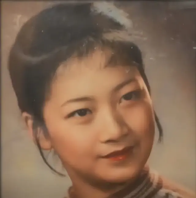 In 1959, Chairman Mao asked this question to a girl about 16 years old ...