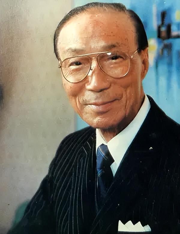 In 1972, in Hong Kong, at Shaw Brothers Film Company, the founder Run ...