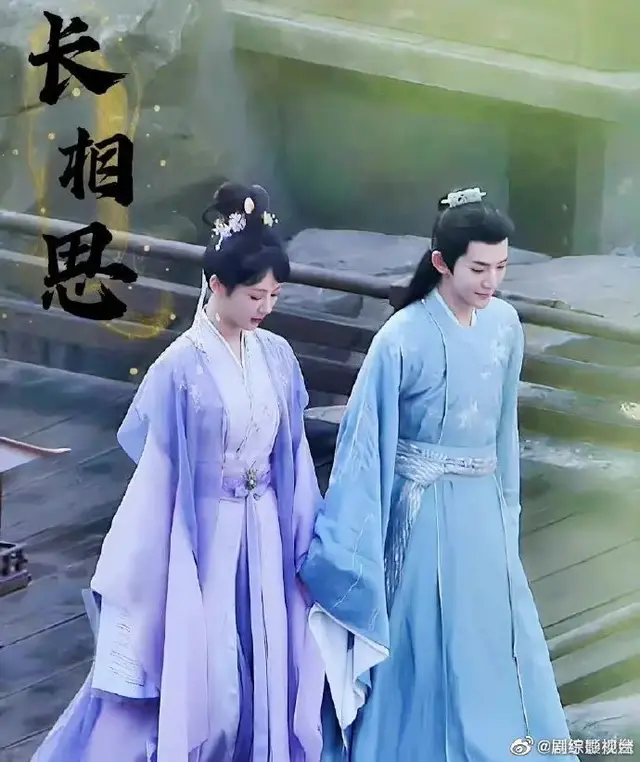 Text/Ju Tong Following last year, Yang Zi's career has also experienced ...