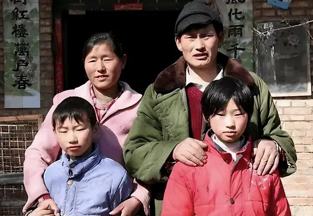 When it comes to the name of Zhu Zhiwen, the overcoat brother, everyone ...