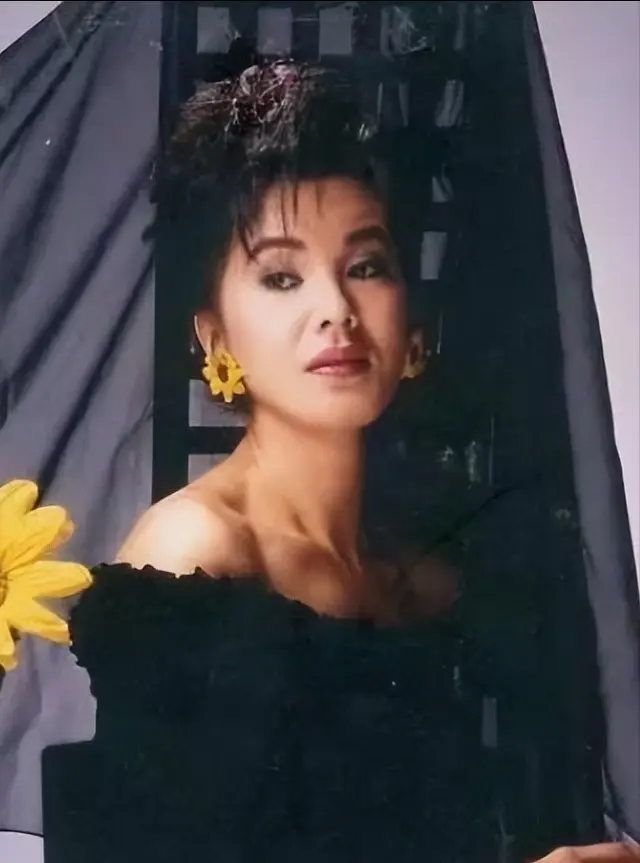 She is the "evil mother-in-law" Bai Lao in "The Scent of Love", and she ...