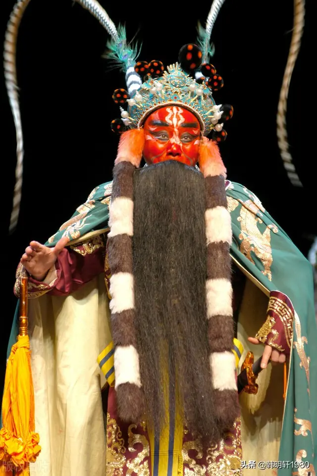 In the Ming Dynasty, Zhu Yuanzhang, a famous ruthless man in Huaixi ...