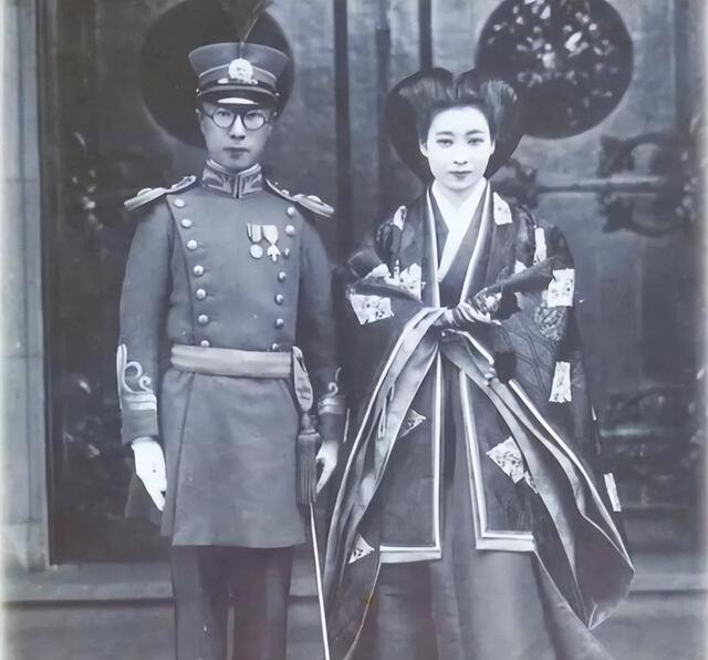 In April 1937, Puyi's younger brother Pujie married Japanese woman Saga ...