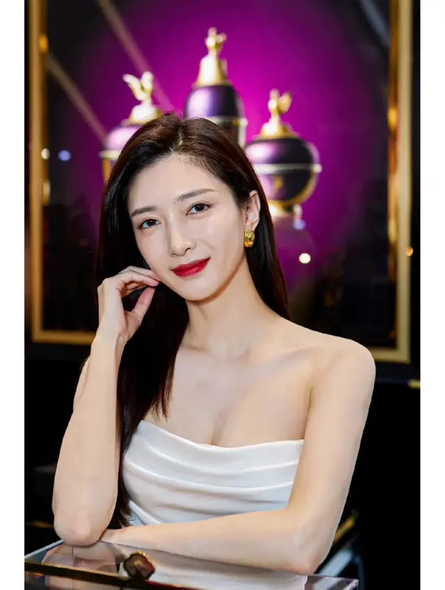 Jiang Shuying, born in Shanghai on September 1, 1986, is an actress ...