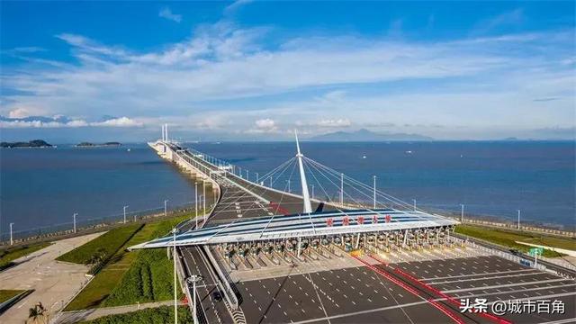 Bridges are built across rivers, which existed in ancient my country ...