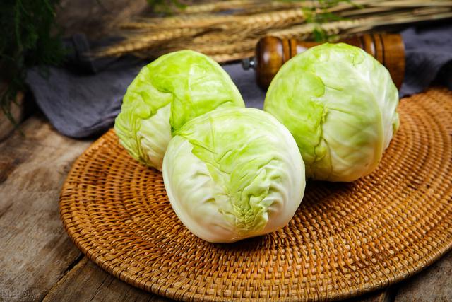 The stomach is a very important and sensitive organ of our body ...