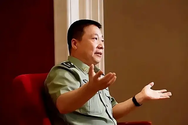 Since then, Yang Liwei's name has become well-known across the country ...