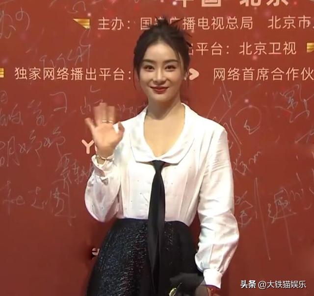 On November 1, the 33rd TV Series Feitian Awards were held in Beijing ...