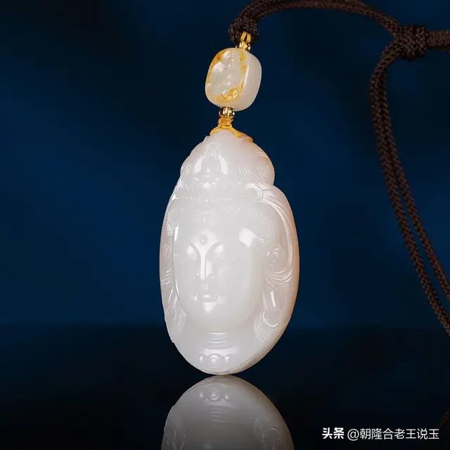 Xinjiang Hotan jade seed material Guanyin Bodhisattva fine workmanship ...
