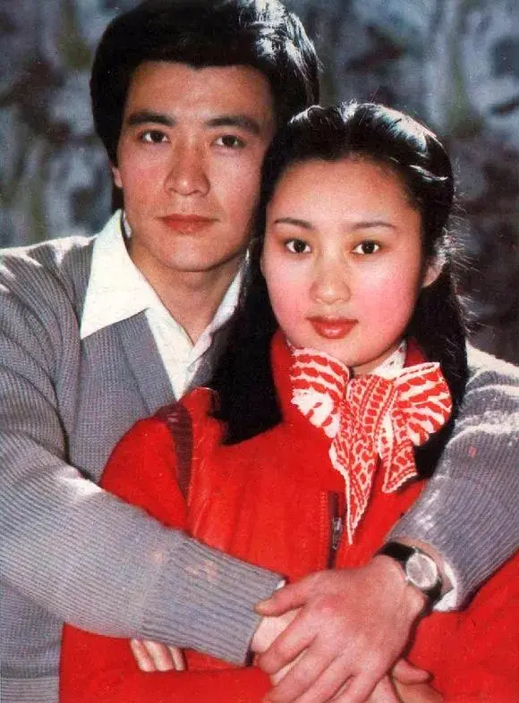 Wang Qiang, an educated youth, went to the countryside and met Zhao ...