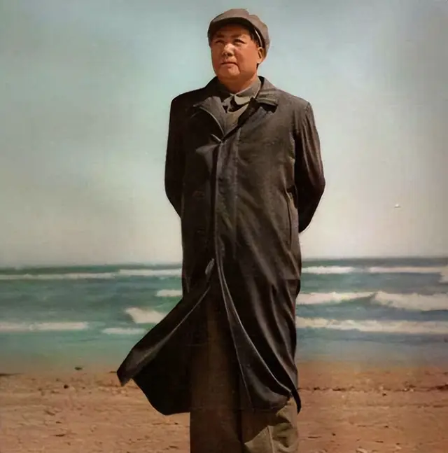 On October 25, 1971, with the "Joy's smile" by Mr. Qiao Guanhua, the ...