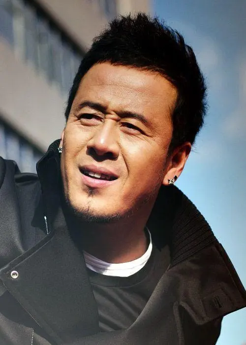 Speaking of Yang Kun, a well-known singer in the entertainment industry ...