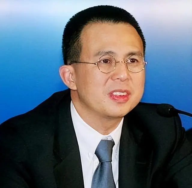 As the second son of Li Ka-shing, he and his father have not reconciled ...