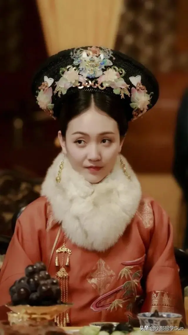 Biography: Concubine Rong (? - 1727) was a native of Zhenghuang Banner ...