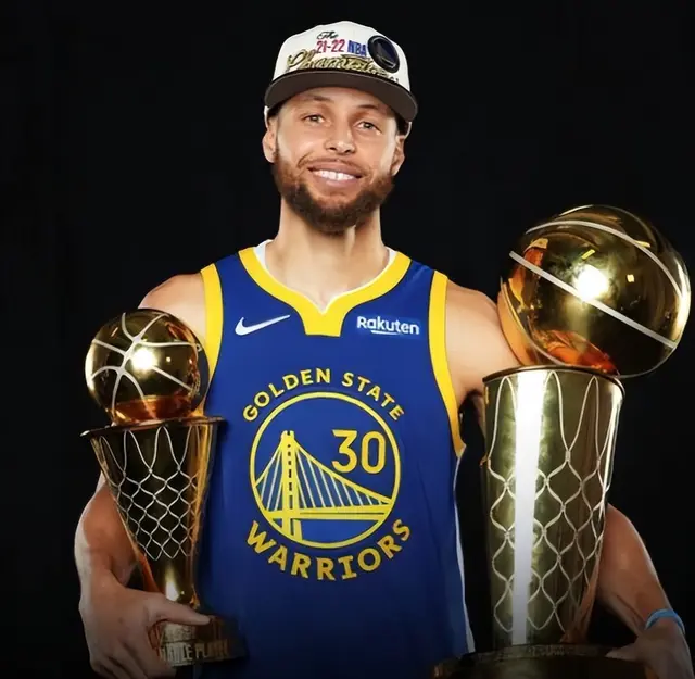 Warriors star Curry was interviewed by NBA reporter Matt Sullivan, and ...