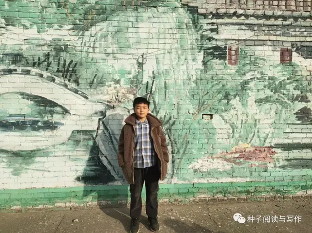 Although the items in the kitchen usually remain motionless, every time ...