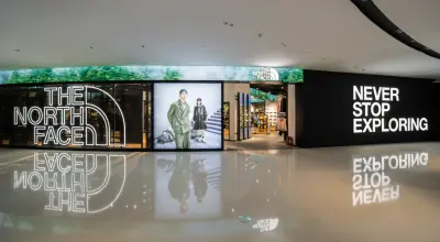 Qianjiang Evening News·Hours News Reporter Wang Jingping On September ...