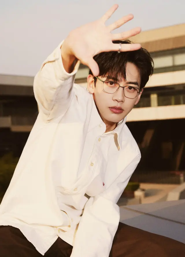 On September 28, 2022, Fei Qiming appeared in the super live broadcast ...