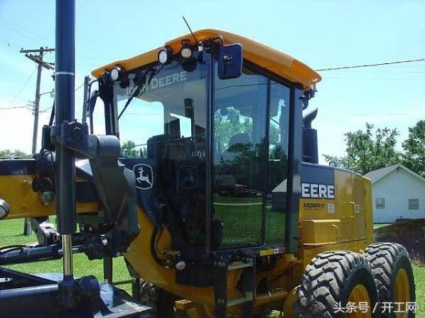 平地机 CAT 140M vs DEER 770D，谁更胜一筹！ - 液压汇