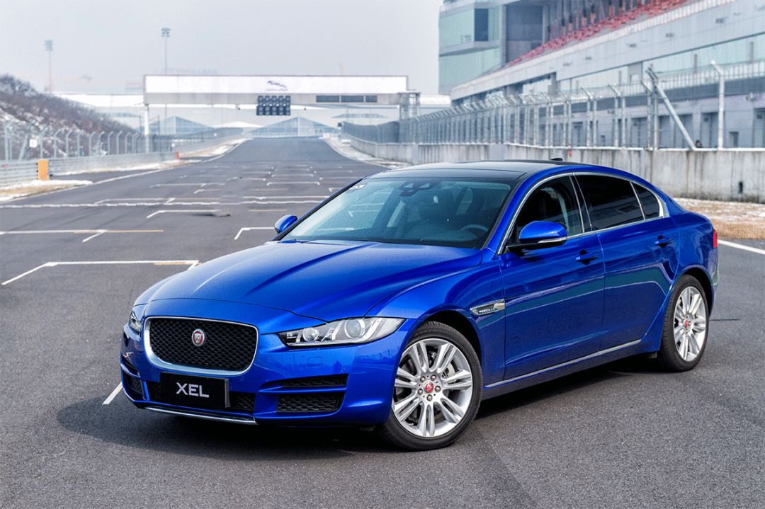 轴距加长100mm，捷豹XEL赛道试驾 表现是否出人意料 - 液压汇
