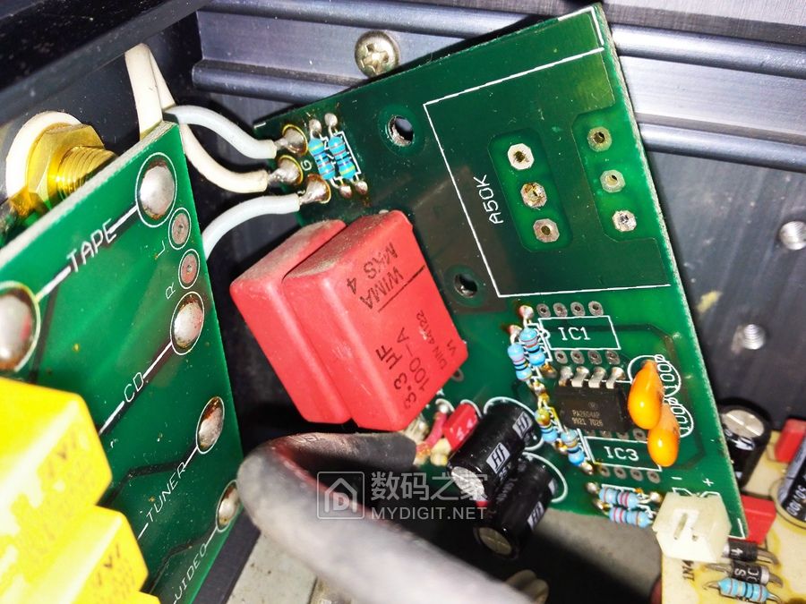 让维修少走弯路！新德克XA6800功放故障维修+拆修ALPS 27型电位器 - 标件库