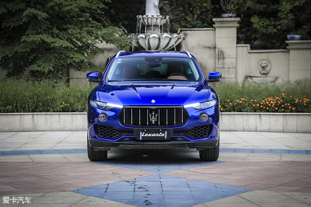 专业测试玛莎拉蒂Levante 3.0T - 液压汇