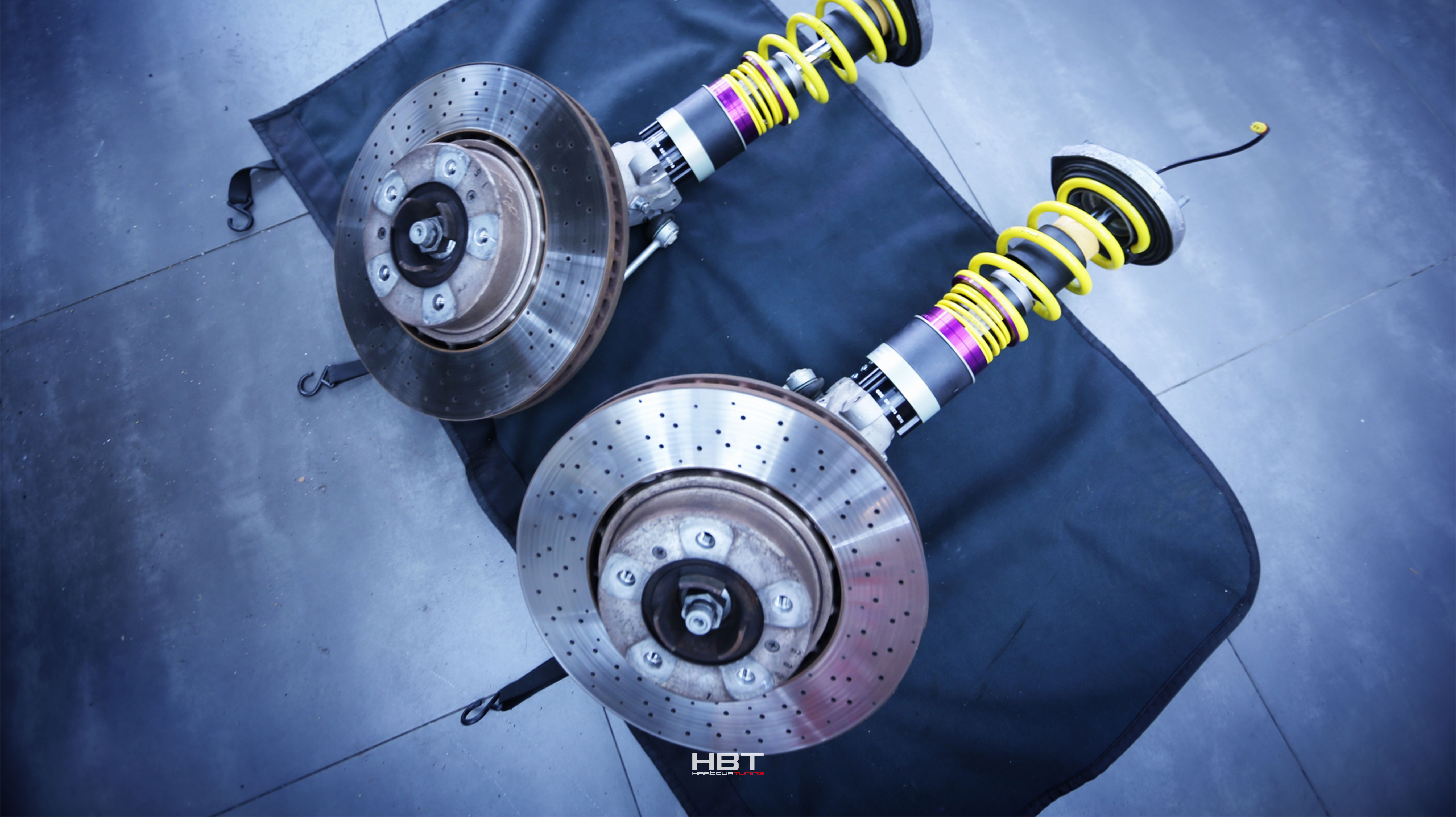 一键无忧起伏 保时捷991.2 Carrera升级KW HLS2液压升降系统 - 液压汇