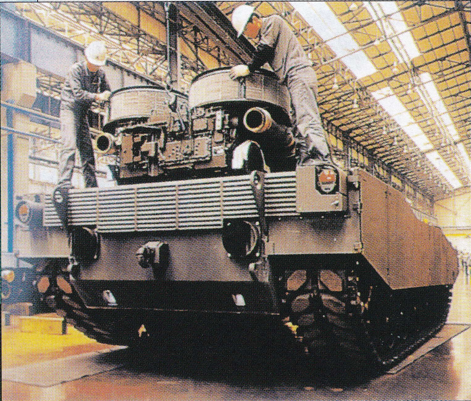 同台竞技——K1A1 VS T-80U - 液压汇