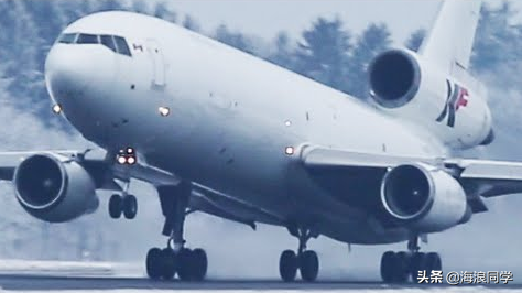 麦道DC-10：号称每天一摔的三引擎客机 - 液压汇