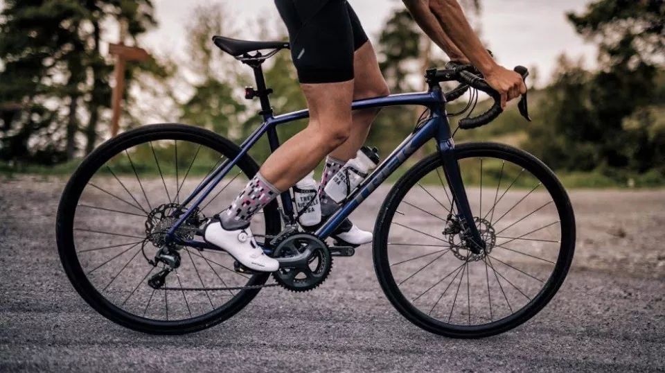 TREK E?monda ALR公路车 一级铝打趴入门碳 - 液压汇