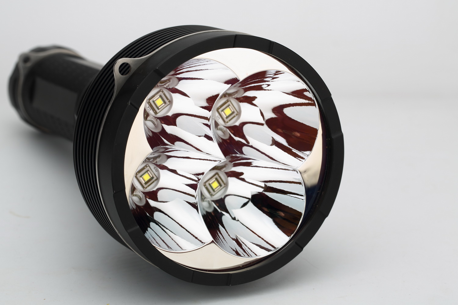 2万流明终极远射大杀器BLF雷鸣兔GT94横向评测含拆解 - 标件库