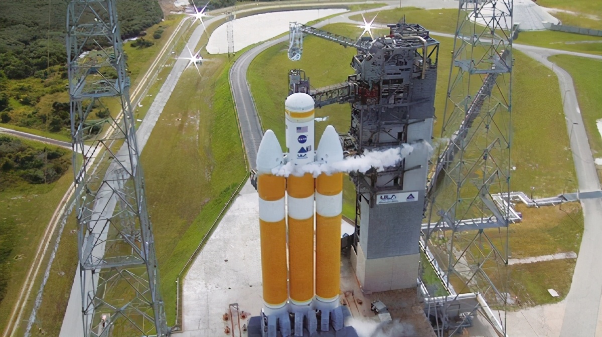 美国第一款通过认证运行的新型航天引擎RS-68发动机 - 液压汇