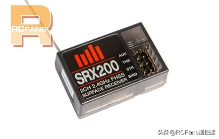 Axial 1/10 Wraith 90074 仿真攀爬车 - 液压汇