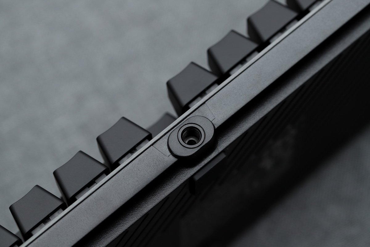 ROMER-G的新手感，罗技G512（到站秀第15期） - 标件库