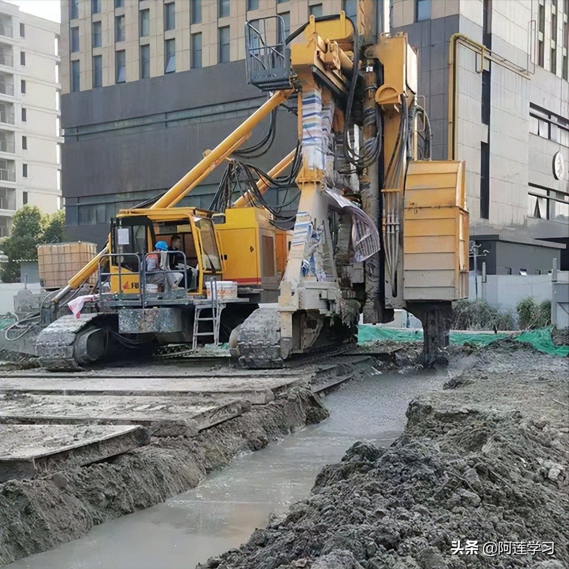 TRD工法在深基坑中的应用 - 液压汇