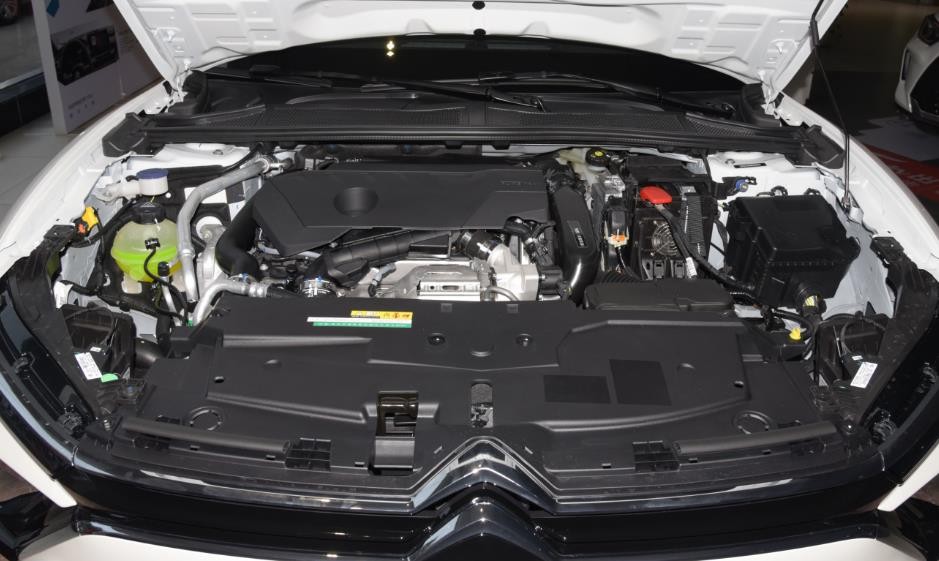 渐进液压缓冲垫，自适应悬挂的灵魂，22款凡尔赛C5X虎年开门红版 - 液压汇